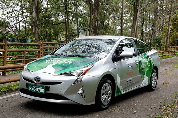 Hybrid FFV Prototype | Toyota Motor Corporation Official Global Website