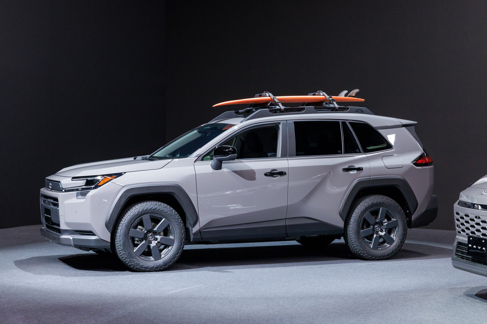ニュース30over : 【画像】新型RAV4かっこよすぎる - ライブドアブログ